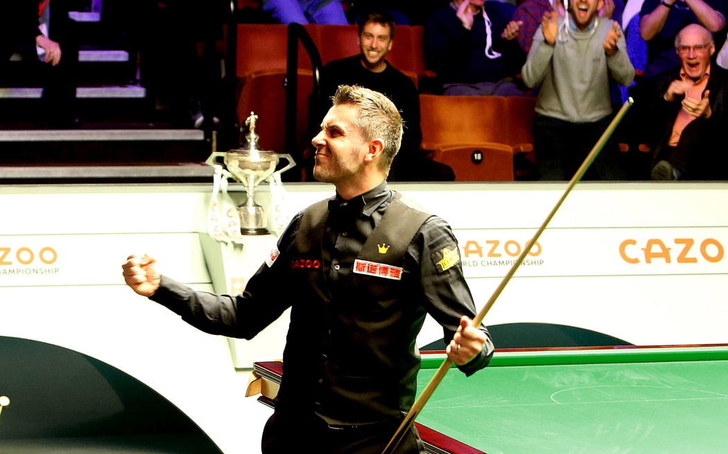 Big nights out help 'Belgian Bullet' win world snooker crown | RNZ News