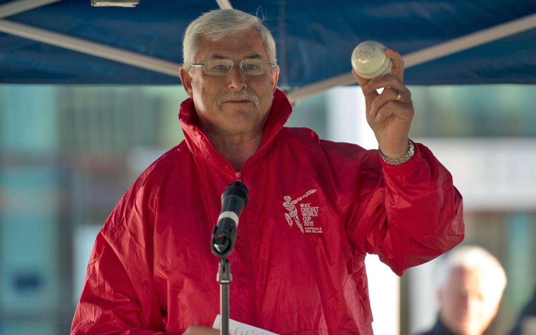 Hadlee backs day-night Tests | RNZ News