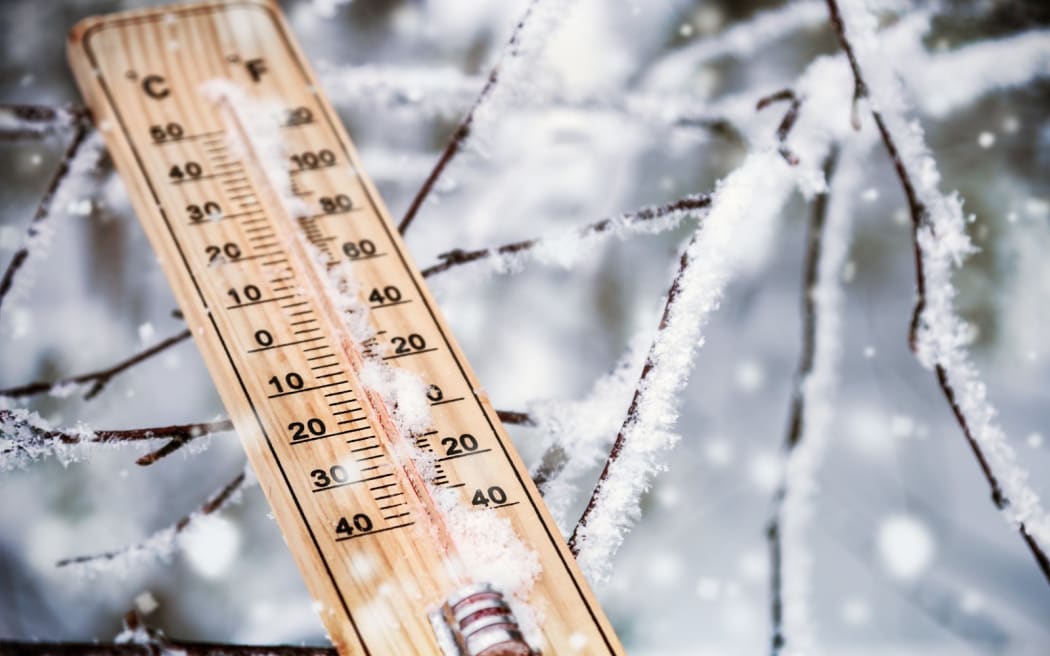 Cold blast to see temperatures near freezing later this week | RNZ News