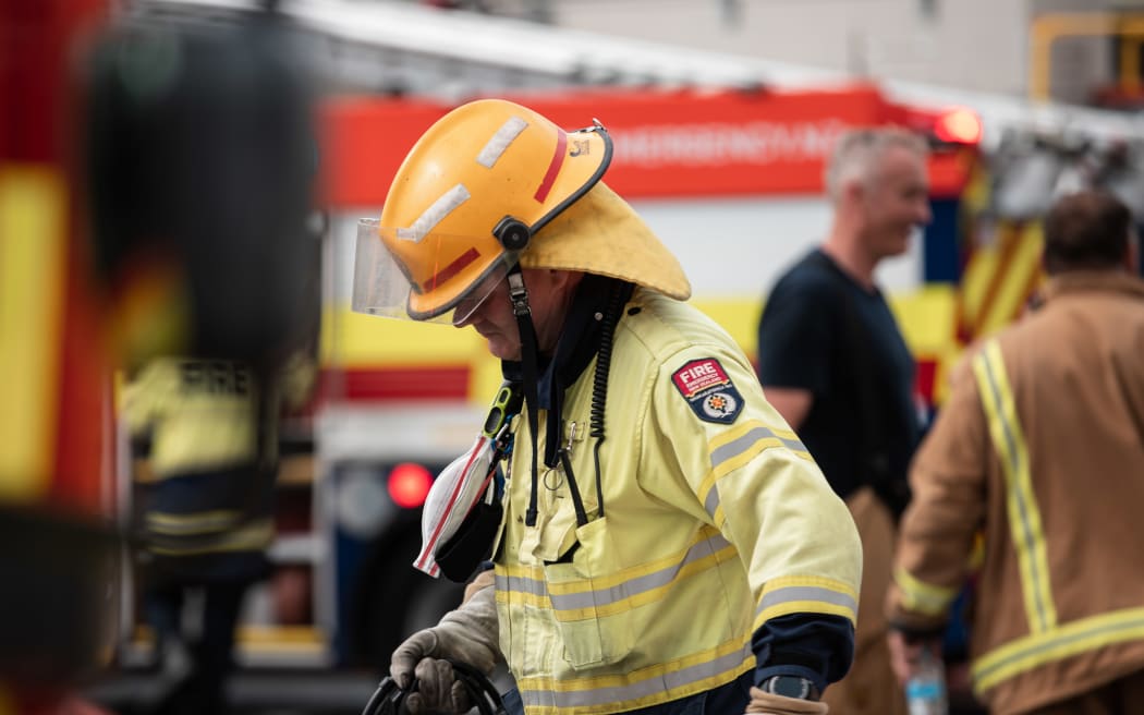 Firefighters agree on strike action after pay talks stall | RNZ News