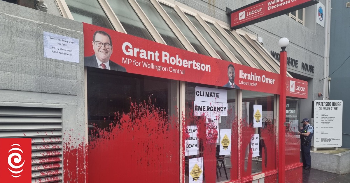 Climate protesters douse MP's offices in red paint | RNZ News