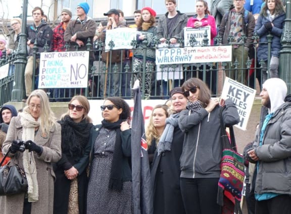 Thousands turn out to protest TPP | A Gallery from News | RNZ