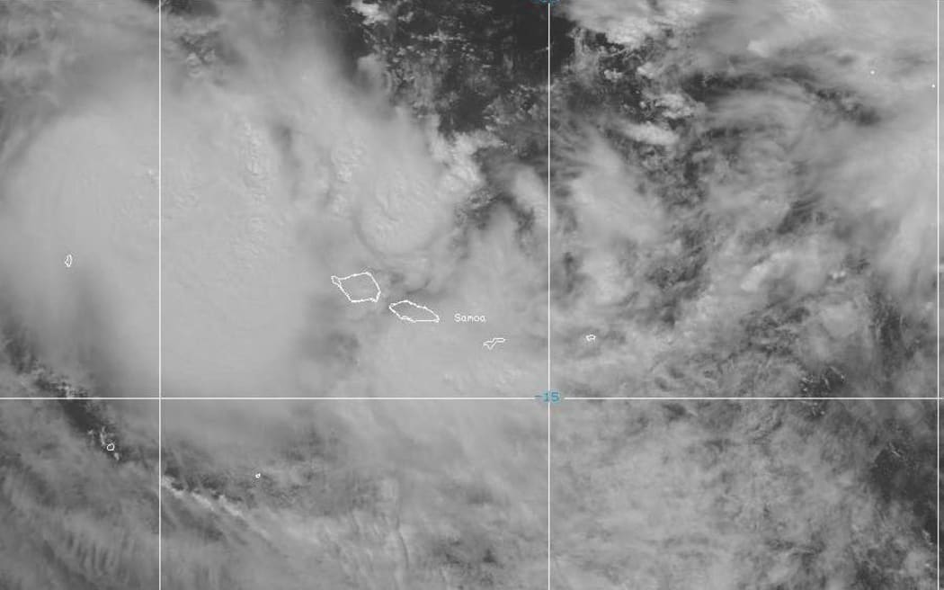 Samoa prepares as an intensifying Cyclone Amos nears | RNZ News