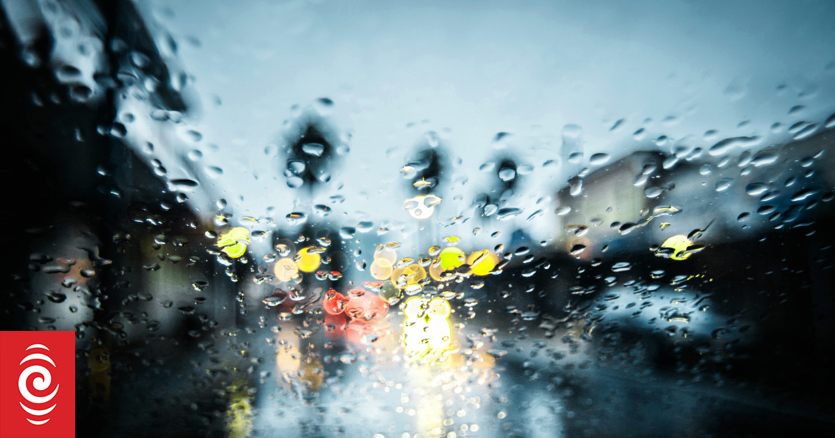 Wild weather forecast for BoP and East Coast | RNZ News