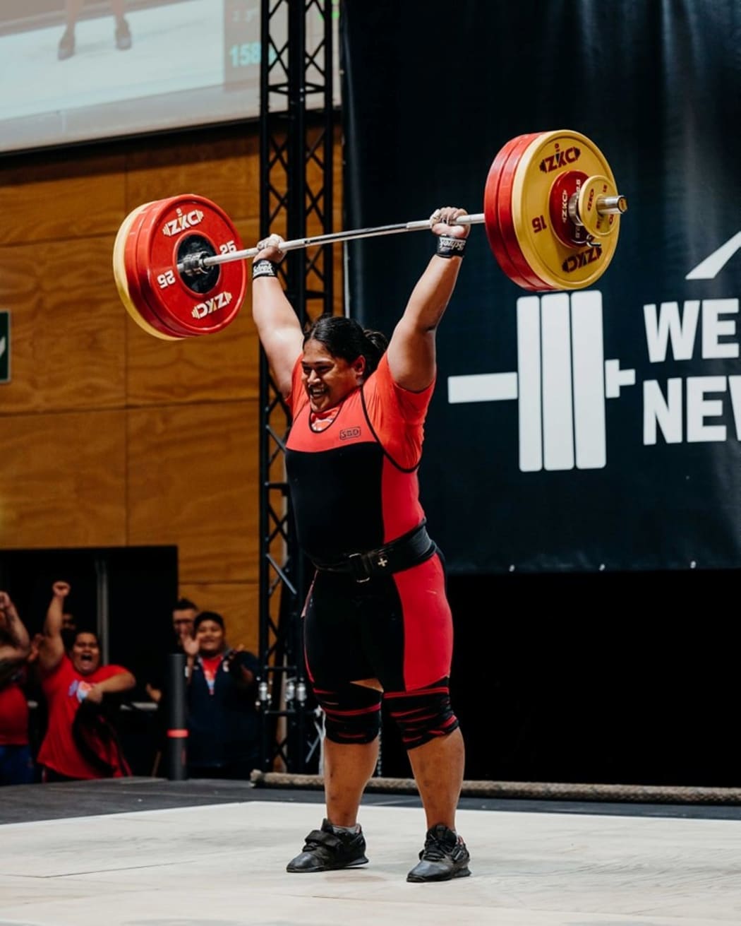 Samoan weightlifters smash Oceania records | RNZ News