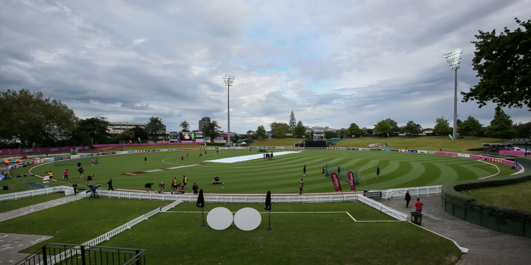 Sri Lankans surprised by Seddon Park green top | RNZ News