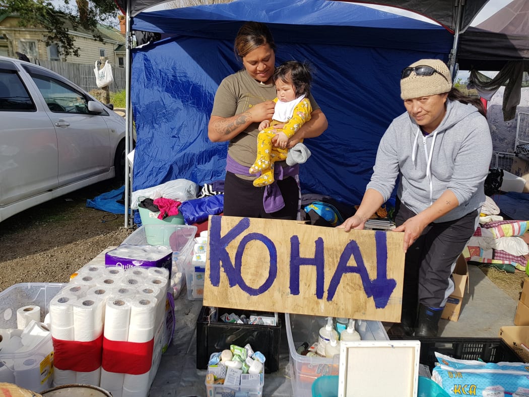 Ihumātao protest: Kaimahi 'do what needs to be done' | RNZ News