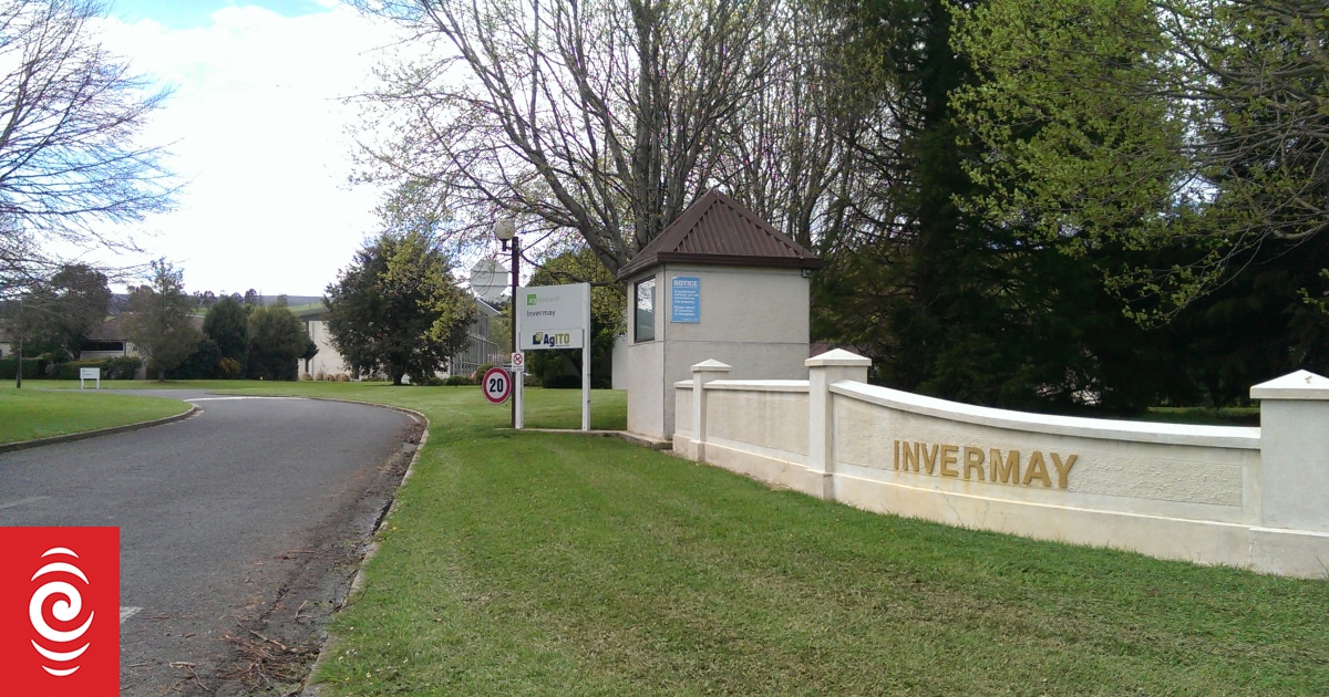 Community leaders meeting with AgResearch about fate of Invermay | RNZ News