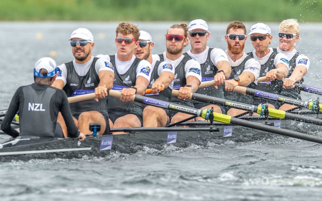 Olympic champs surprised by difficulty of rowing eight | RNZ News
