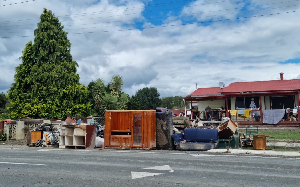 Flooded cemetery exposes graves, bones in Hawke's Bay town Omahu | RNZ News