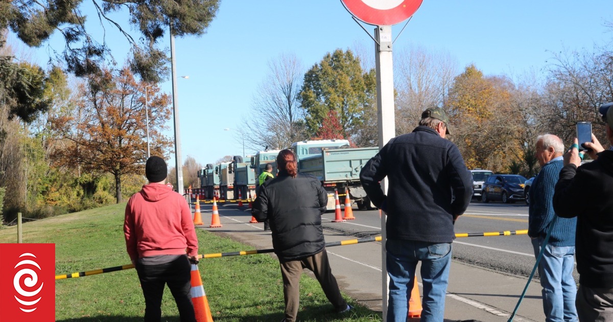 Ashburton River bridge stress testing underway | RNZ