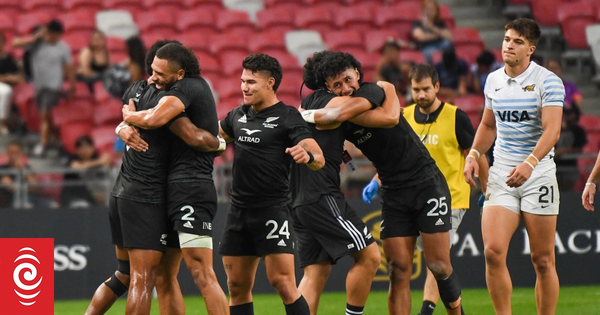 All Black Sevens clinch Olympic qualification with Singapore Sevens win | RNZ News