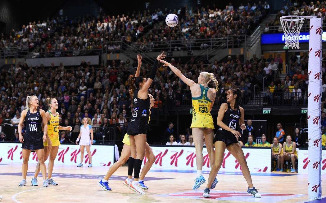 Netball: Have we been too quick to write off the two-point shot? | RNZ News