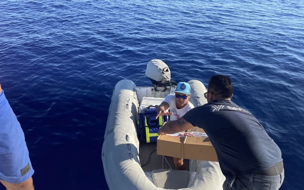 Final medical mission of 2021 heads to remote Tuamotu Archipelago | RNZ ...