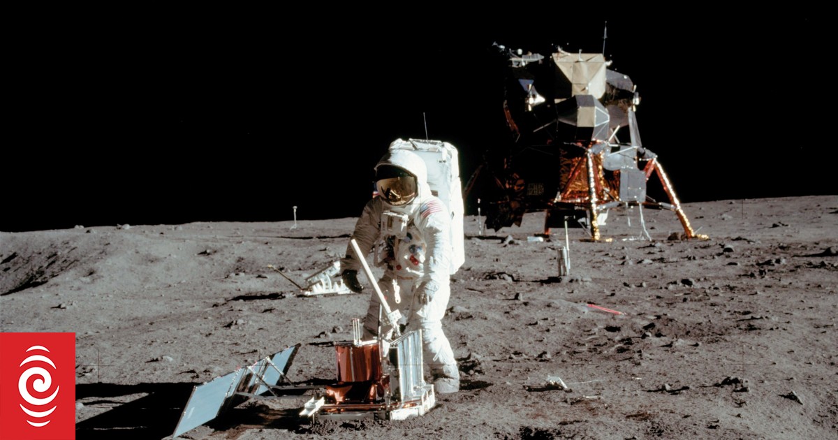 Apollo 11: Michael Collins returns to launch site on 50th anniversary ...