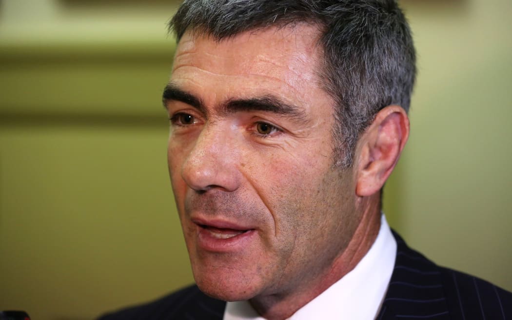 'No-one' cancels formula orders | RNZ News