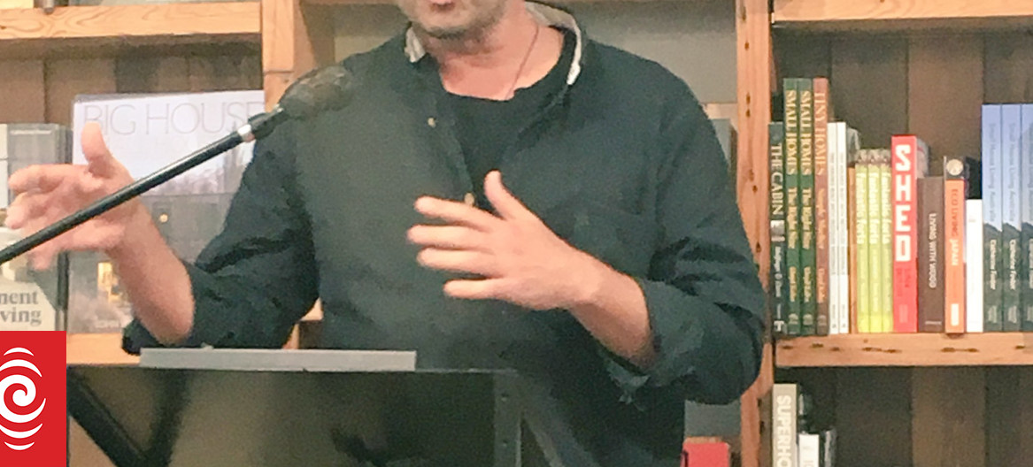 Teina Pora book wins crime writing award | RNZ News