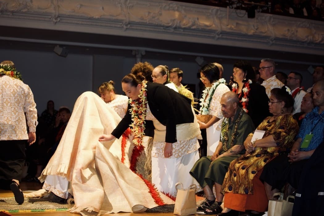 Photo Essay: Dawn Raids apology at Auckland Town Hall | RNZ News