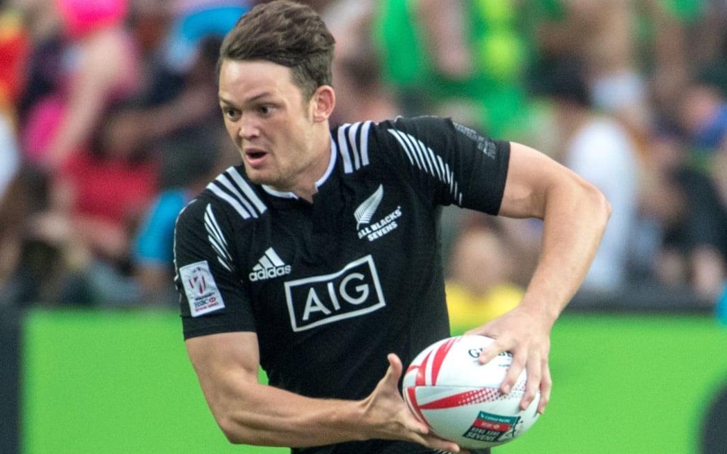 NZ 7s make winning start in Paris | RNZ News