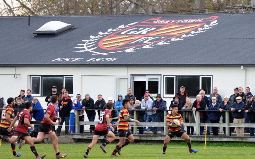 Survey shows tough road ahead for sports clubs | RNZ News