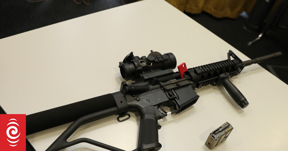 Gun lobby claims deadline will force guns onto black market | RNZ