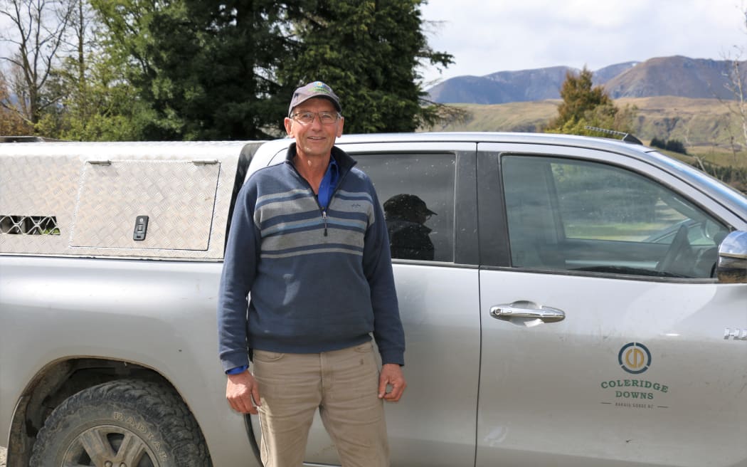 School leavers grow into hardy shepherds on high-country cadet farm | RNZ