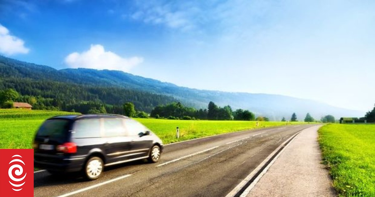 Tourist drivers | RNZ
