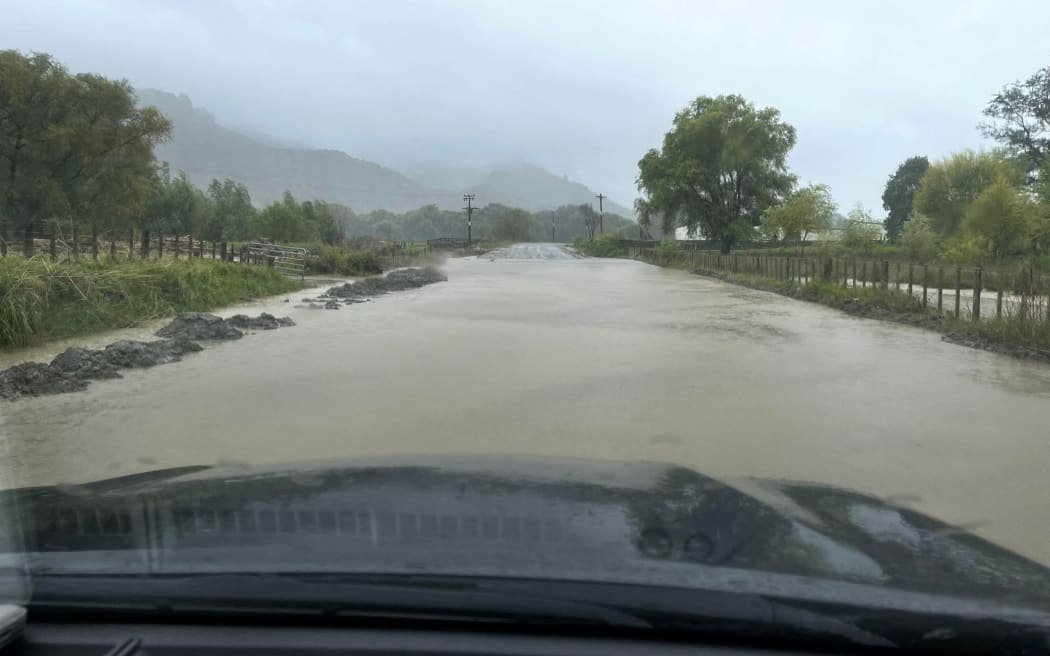 Cyclone Gabrielle: Tolaga Bay waiting for cleaning essentials | RNZ