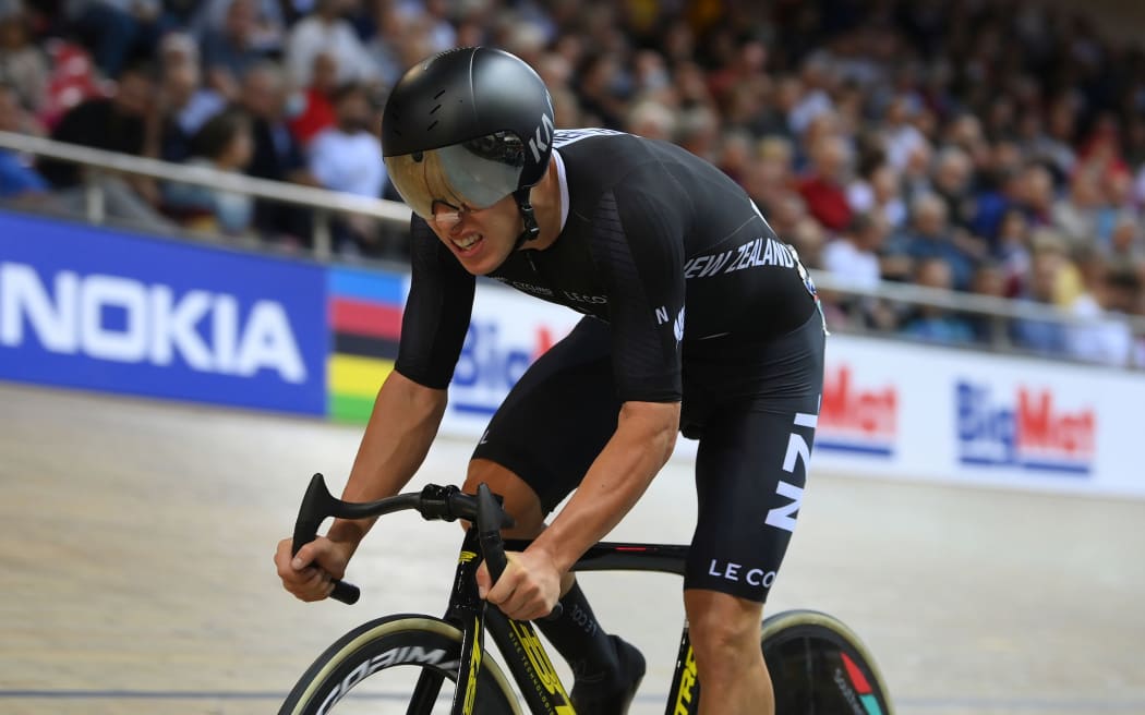 Tour de France behind him, Corbin Strong takes on World Champs | RNZ News