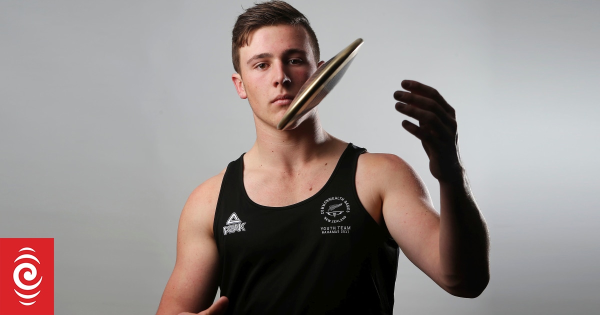 Bell rings in new men's discus record | RNZ News