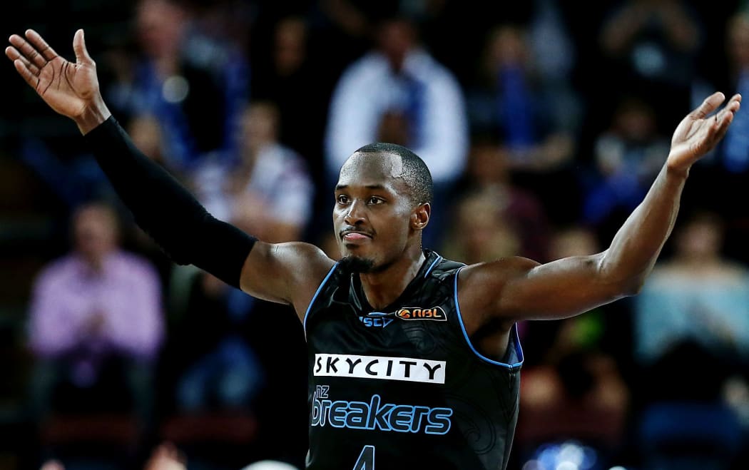 Jackson plays starring role with parents watching | RNZ News