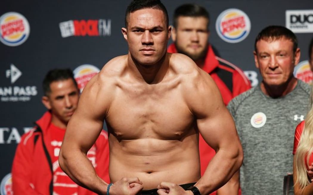 Parker poised for boxing superstardom | RNZ News