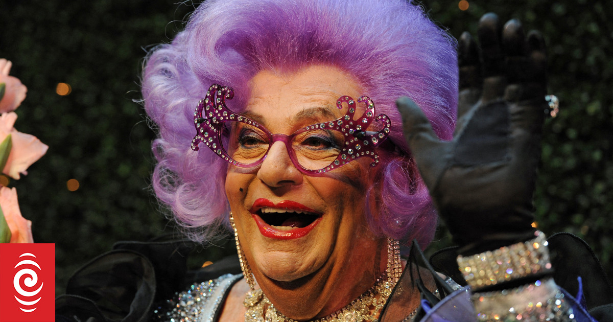 Iconic Australian comedian Barry Humphries dies aged 89 | RNZ