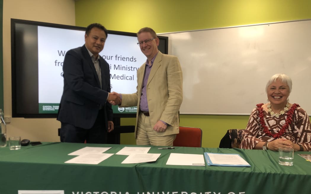 Kiribati teams up with NZ university to tackle mortality rates | RNZ News