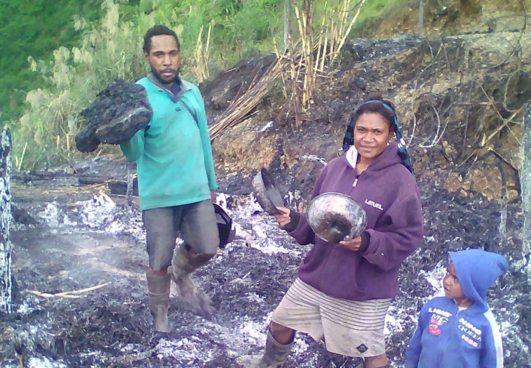 Call for people to be relocated after PNG's Porgera mine raid | RNZ News