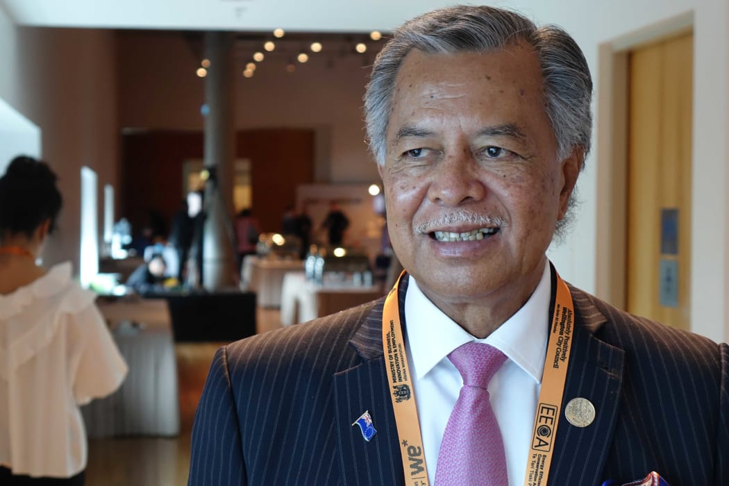 Cook Islands leader maintains hope for global energy transition | RNZ News