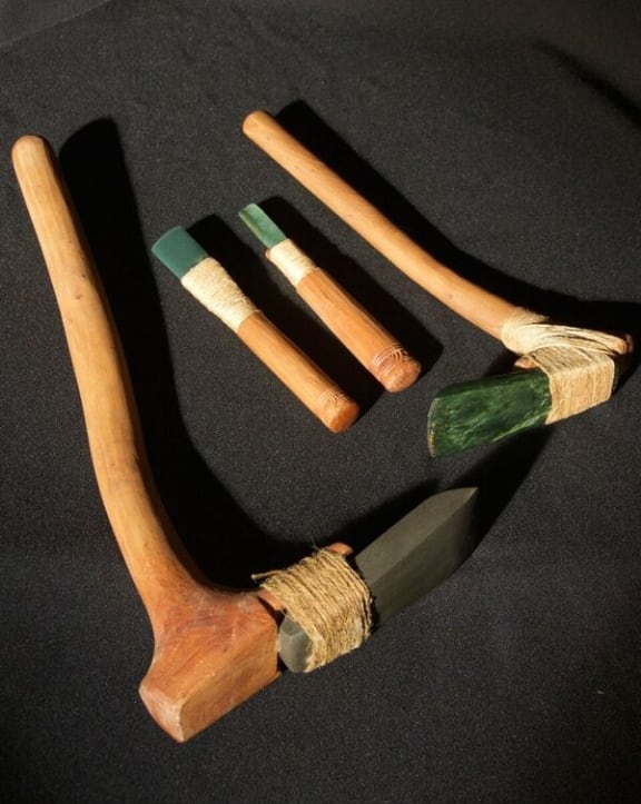 Clive Fugill on Māori carving tools | RNZ