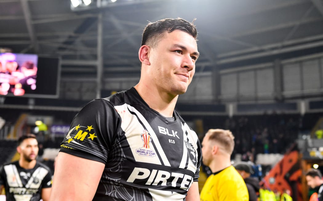 Kiwis pick up rugby league awards | RNZ News