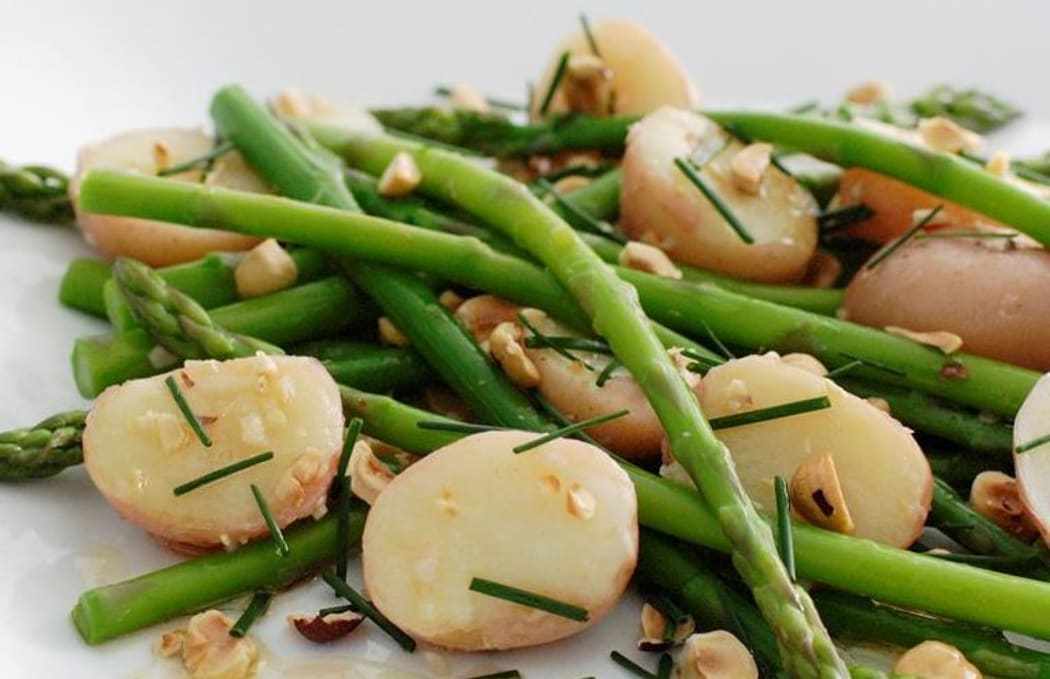 Fruit and Vege Report with Glenn Forsyth | RNZ