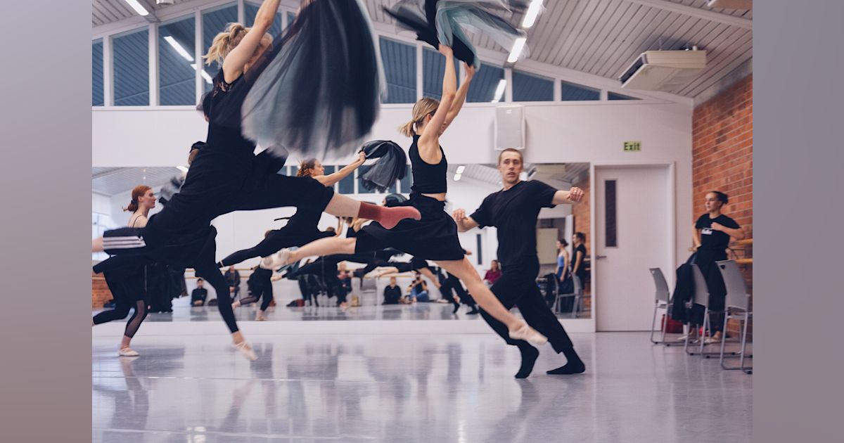 Standing Room Only for Sunday 18 July 2021 Standing Room Only | RNZ