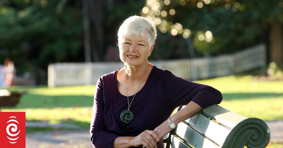 Tributes paid at memorial service for former Green Party co-leader ...