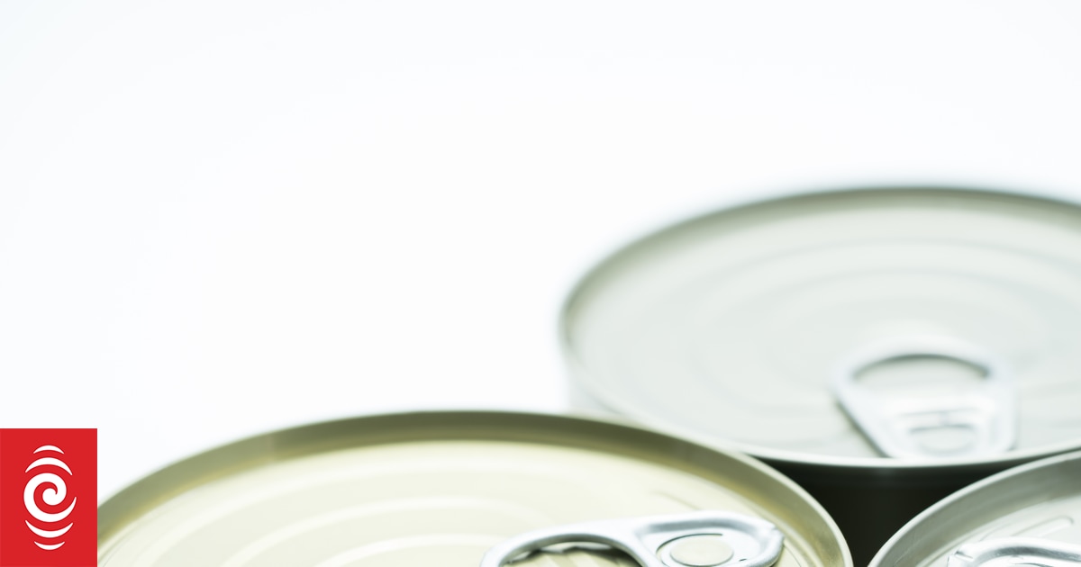 Expired canned fish in Vanuatu disaster relief | RNZ News