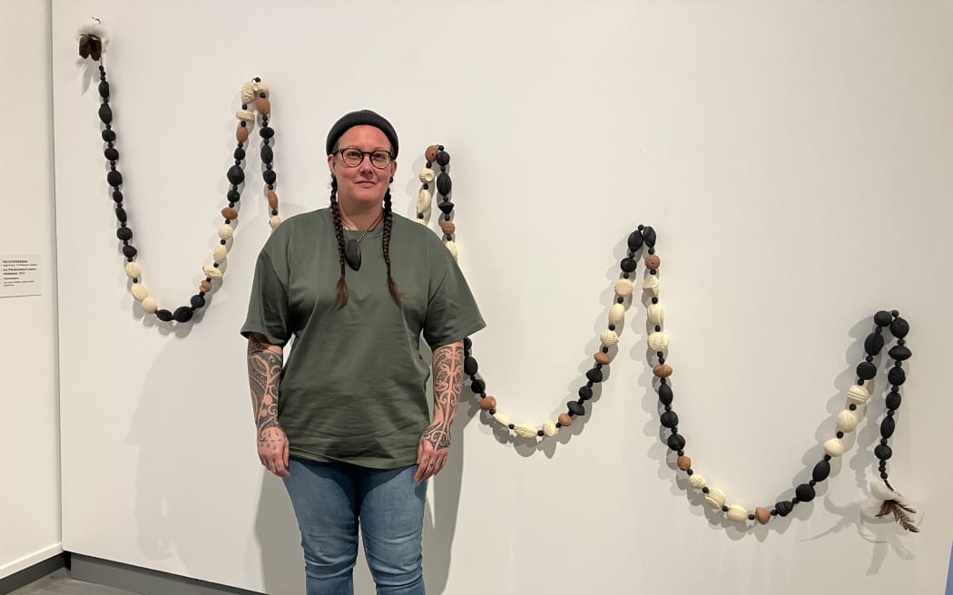 Kiingi Tuheitia Portraiture Award: Winning piece represents links of ...