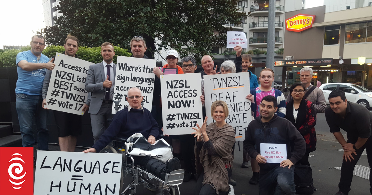 Call to include interpreters at political debates | RNZ News