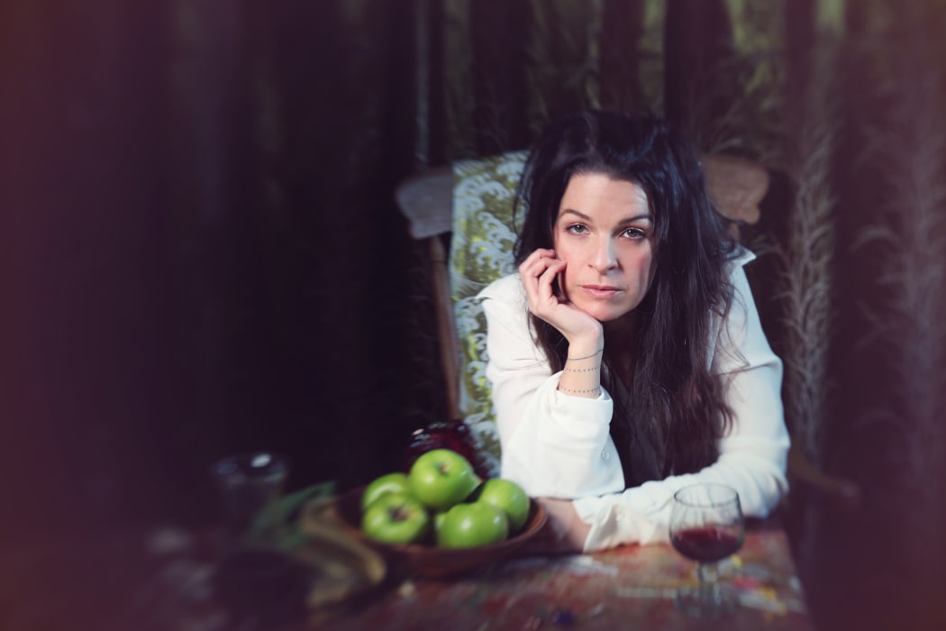 Jesca Hoop: American-born singer/songwriter | RNZ