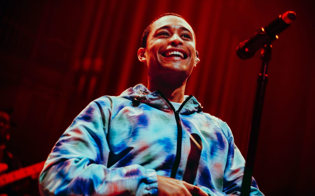 Review: Loyle Carner performs his contagiously groovy raps to an ...