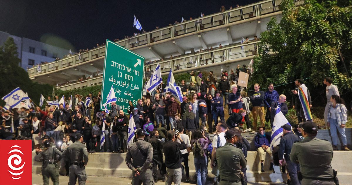 Mass Protests Against Israeli Judicial Overhaul Enter 10th Week Rnz News 7331