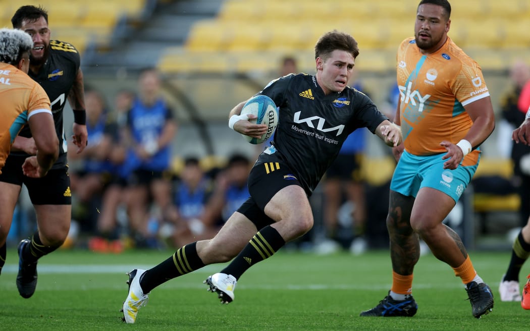 Hurricanes blow away Moana Pasifika in Super Rugby Pacific | RNZ News