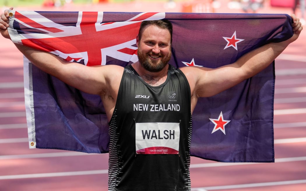 Tom Walsh back in the medals at indoor World Championships | RNZ News