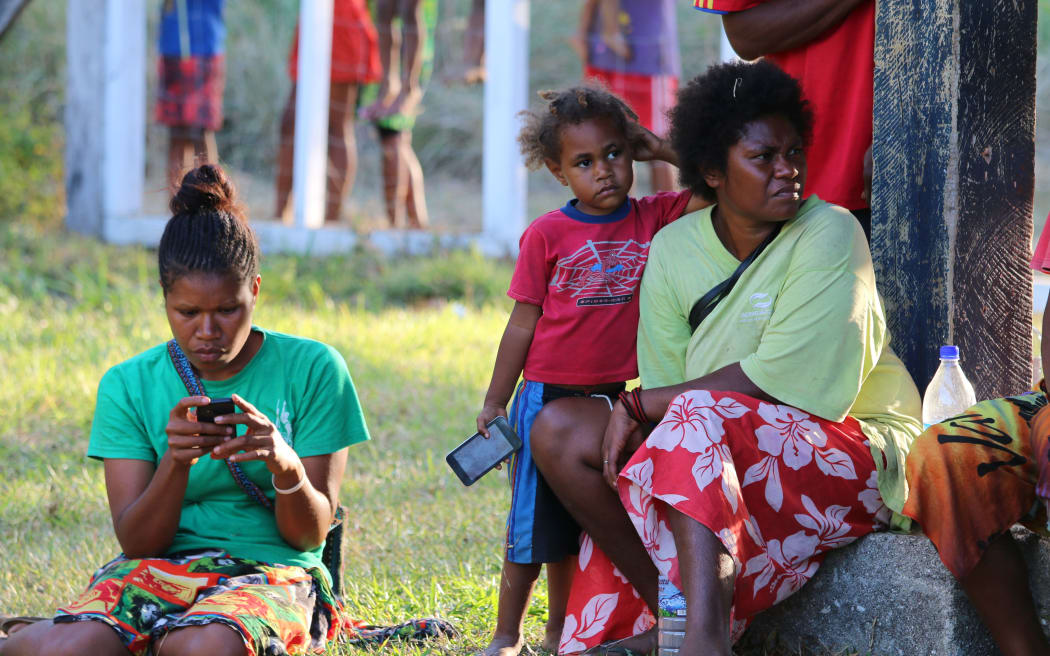 Future of people evacuated from Ambae Vanuatu remains uncertain | RNZ
